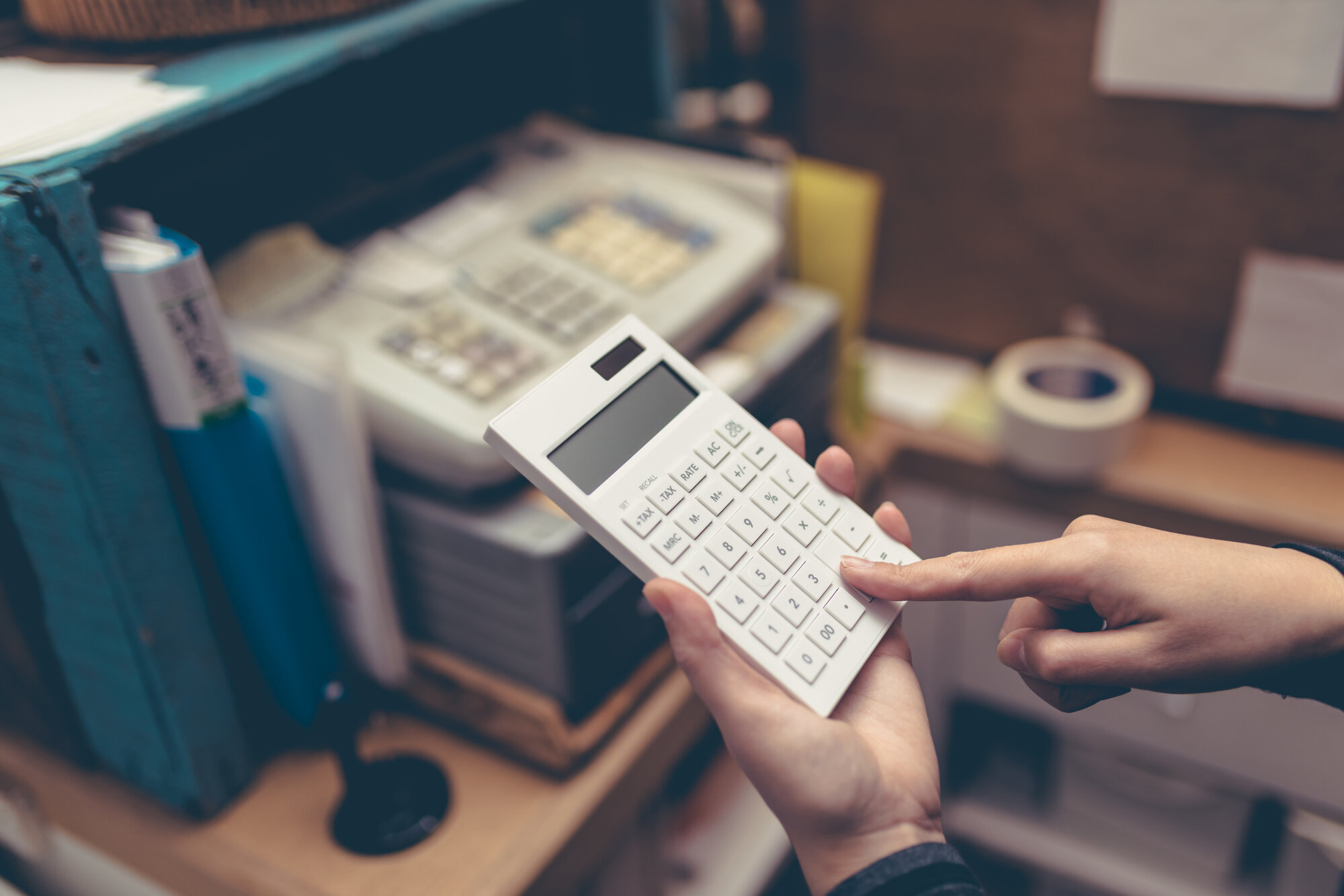 飲食店の売上を上げるためには？おすすめのアイデアを紹介 | 業務効率UP・人手不足対策に | 飲食店向け一元管理システムASPIT